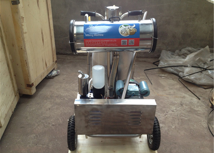 220v / 50hz Aluminum Bucket Dairy Milking Machinery With Mobile Wheel